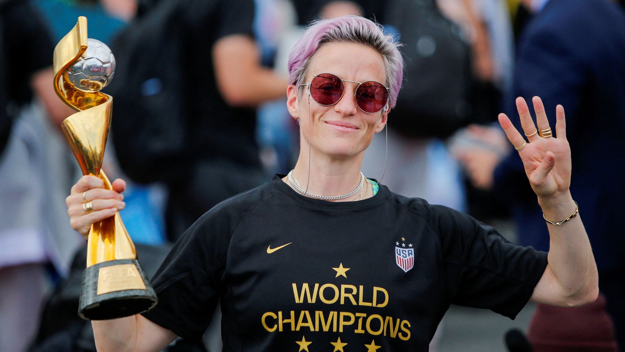 US football legend Megan Rapinoe announces retirement | UK News | Sky News