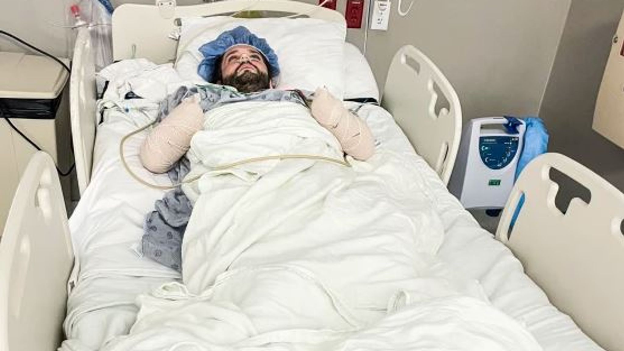 More than $100,000 raised for Texas man who lost hands and toes after ...