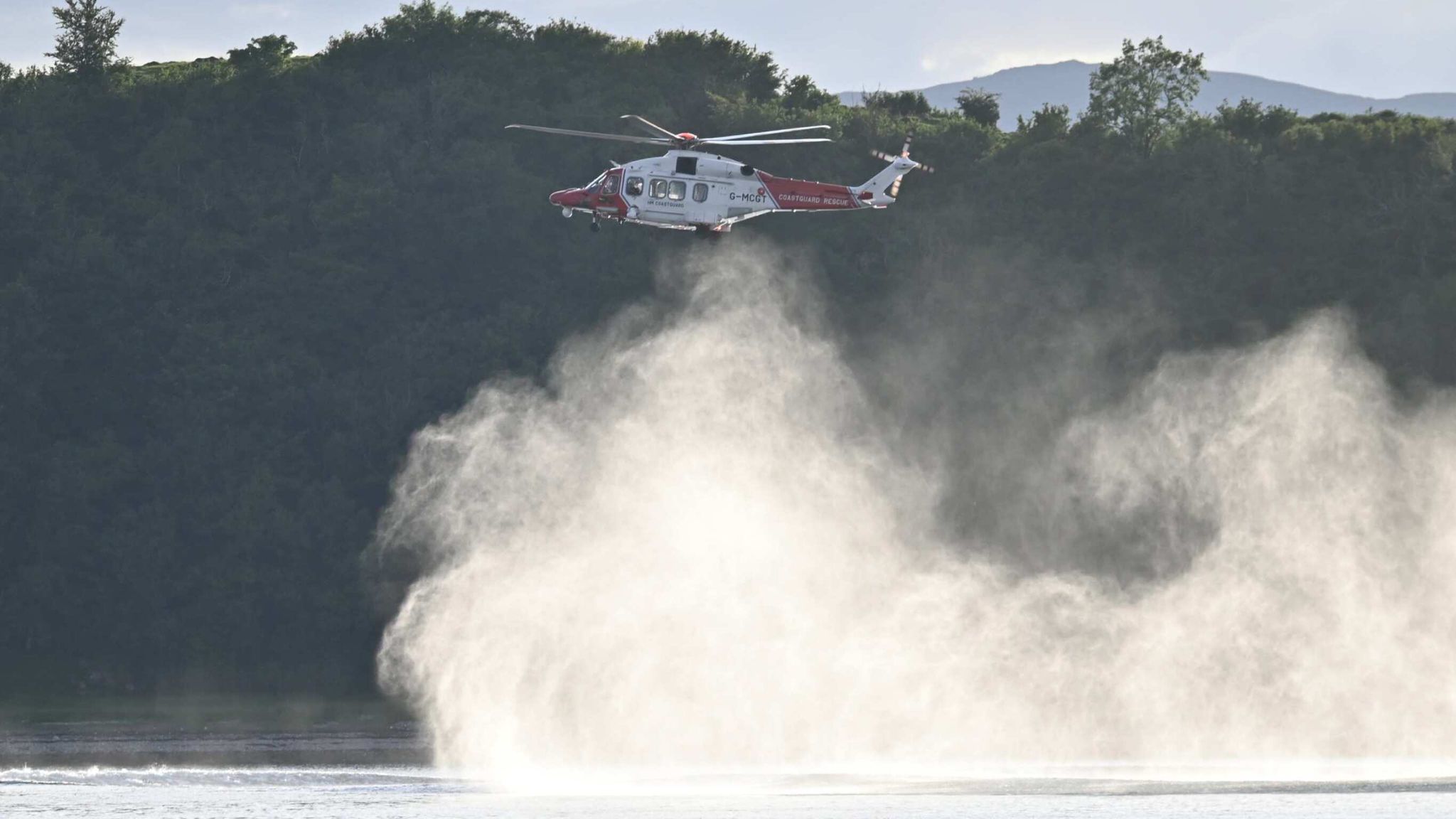 Four people taken to hospital after dinghy capsizes near Isle of ...
