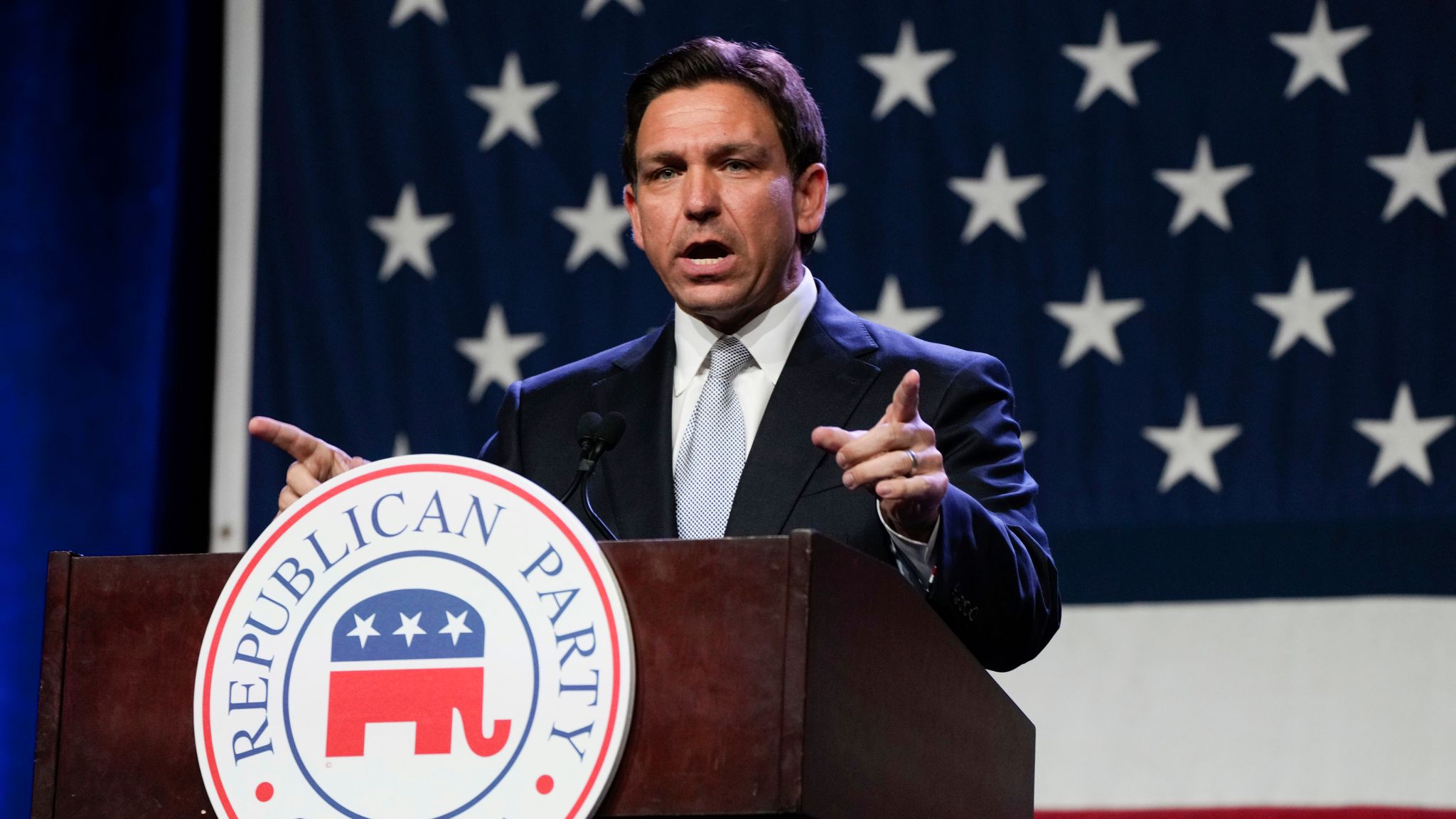 Donald Trump joins Republican presidential candidate rivals at campaign ...