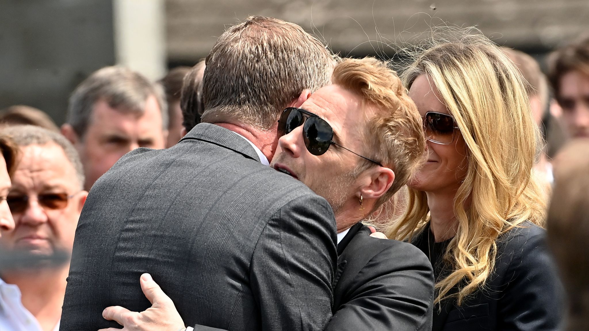 Ronan Keating sings tribute to brother Ciaran at his funeral mass ...