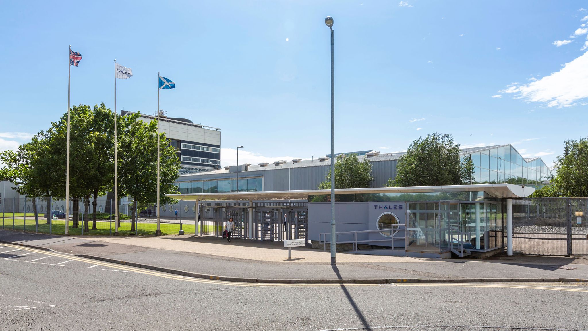 Thales Glasgow wins £169m contract to build periscopes for Royal Navy's ...