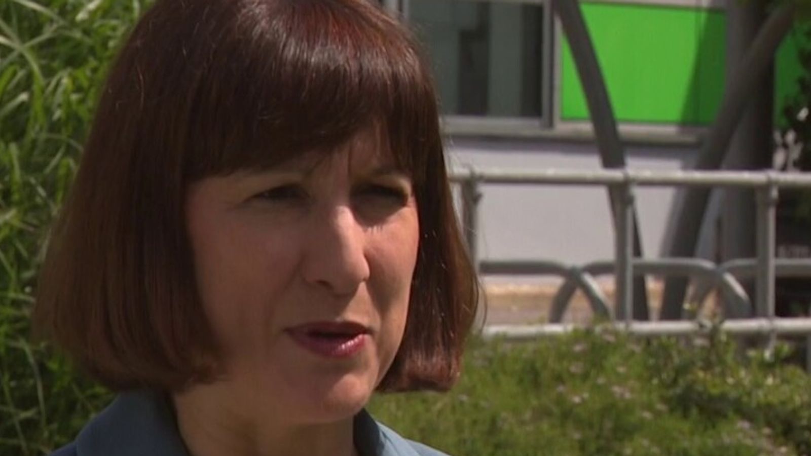 Interest rates: Labour's Rachel Reeves reacts to the hike announced by ...