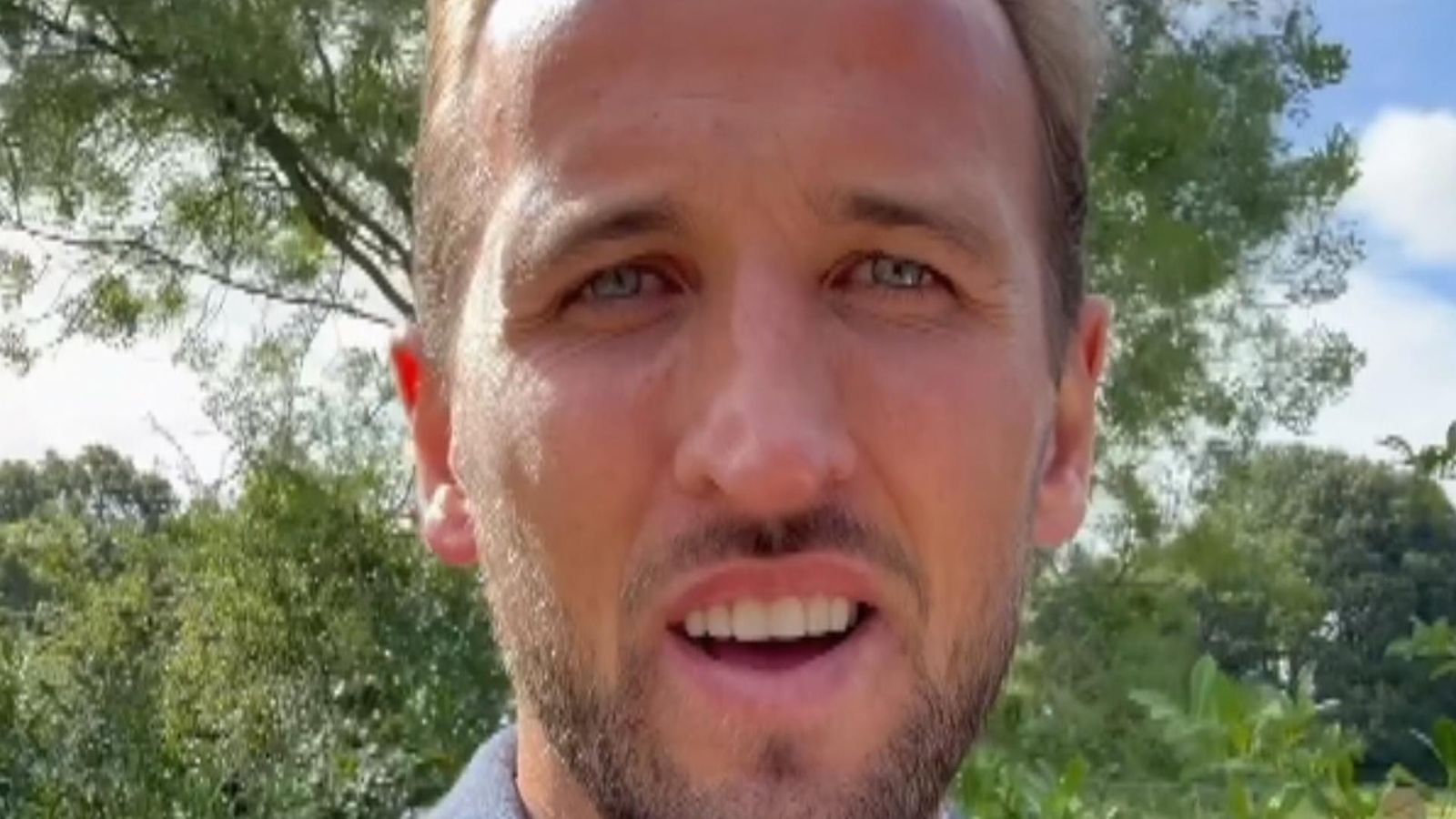 Harry Kane posts goodbye message to Instagram followers | UK News | Sky ...