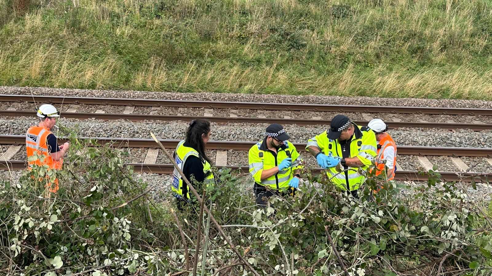 Sergeant Graham Saville: Nottinghamshire police officer hit by train ...