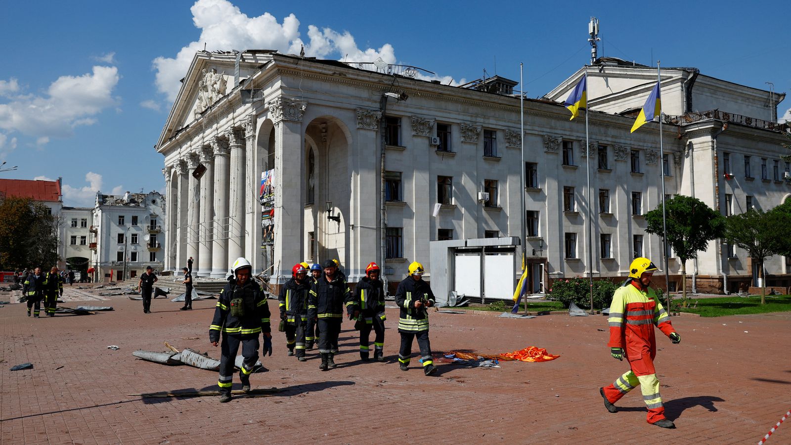 Ukraine war: Girl, 6, among seven dead in Russian missile strike on ...