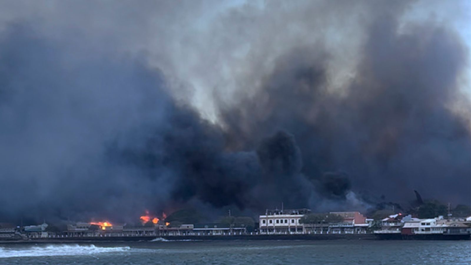 Hawaii wildfires: At least 36 people dead after flames destroy large ...