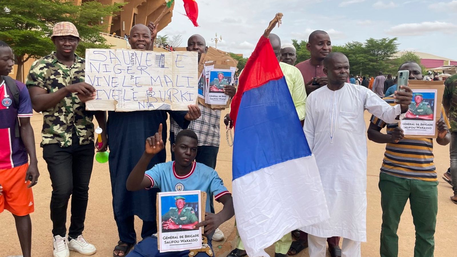 Ousted Niger president said to be low on food two weeks after military ...