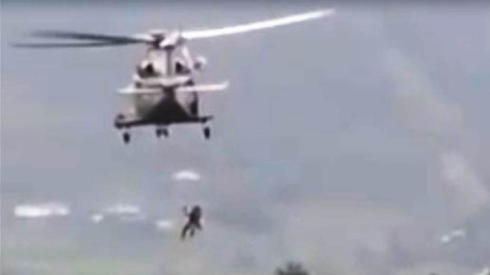 Pakistan: Rescue under way for children and a teacher trapped in cable ...