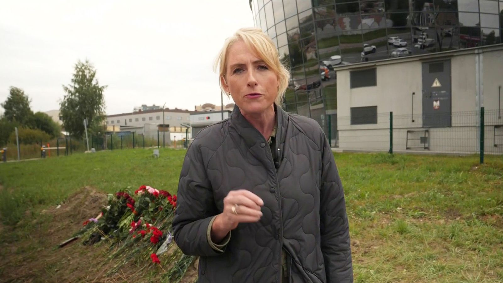 Yevgeny Prigozhin: Russians bring flowers to Wagner HQ for Wagner ...