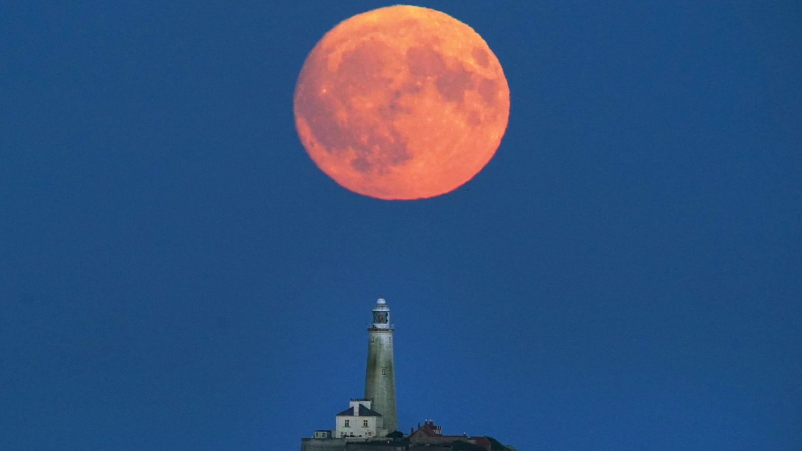 Supermoon tonight: How and where to view the lunar event | UK News ...