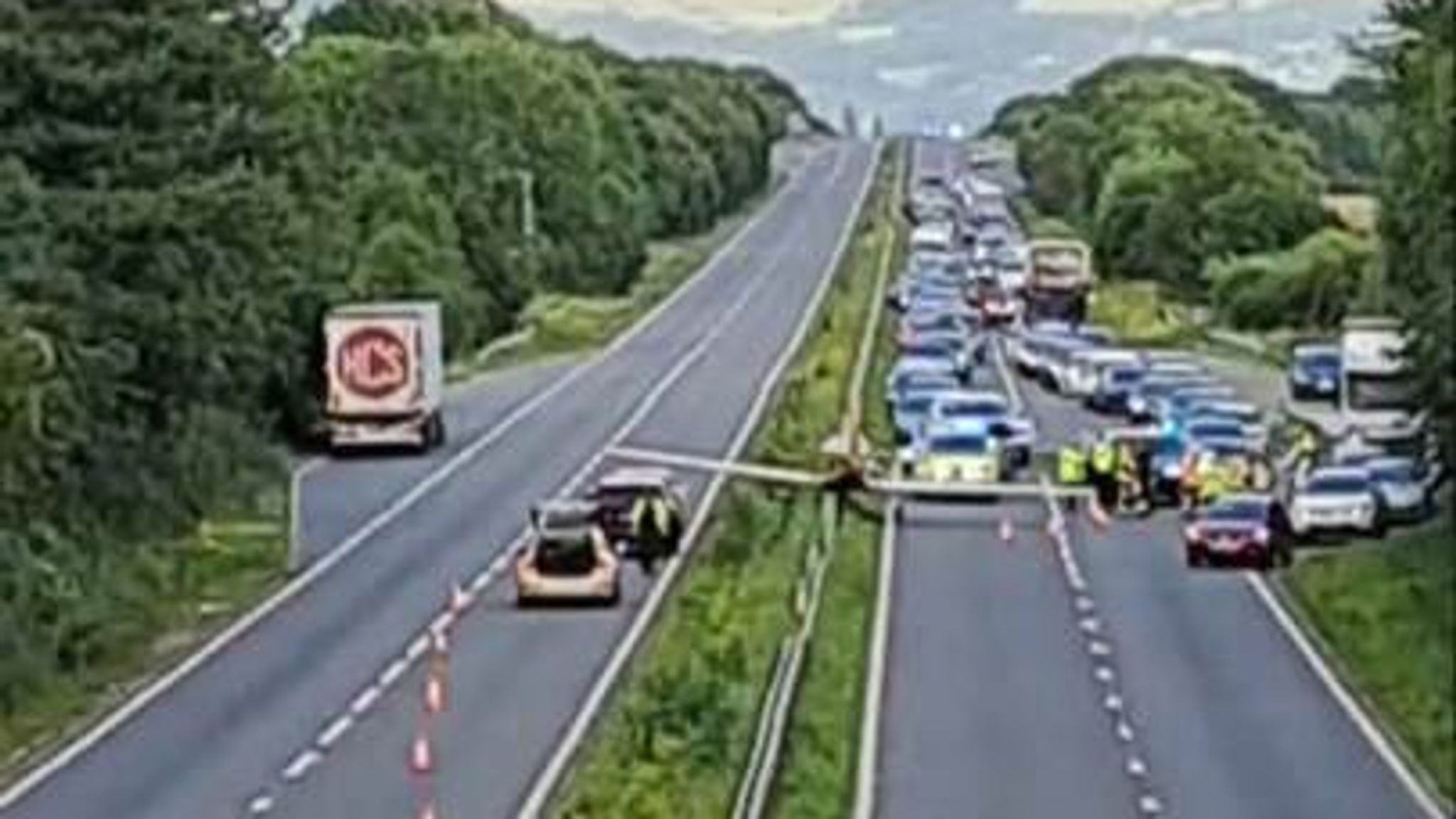 Gloucester A40 plane landing: Light aircraft makes emergency touchdown ...
