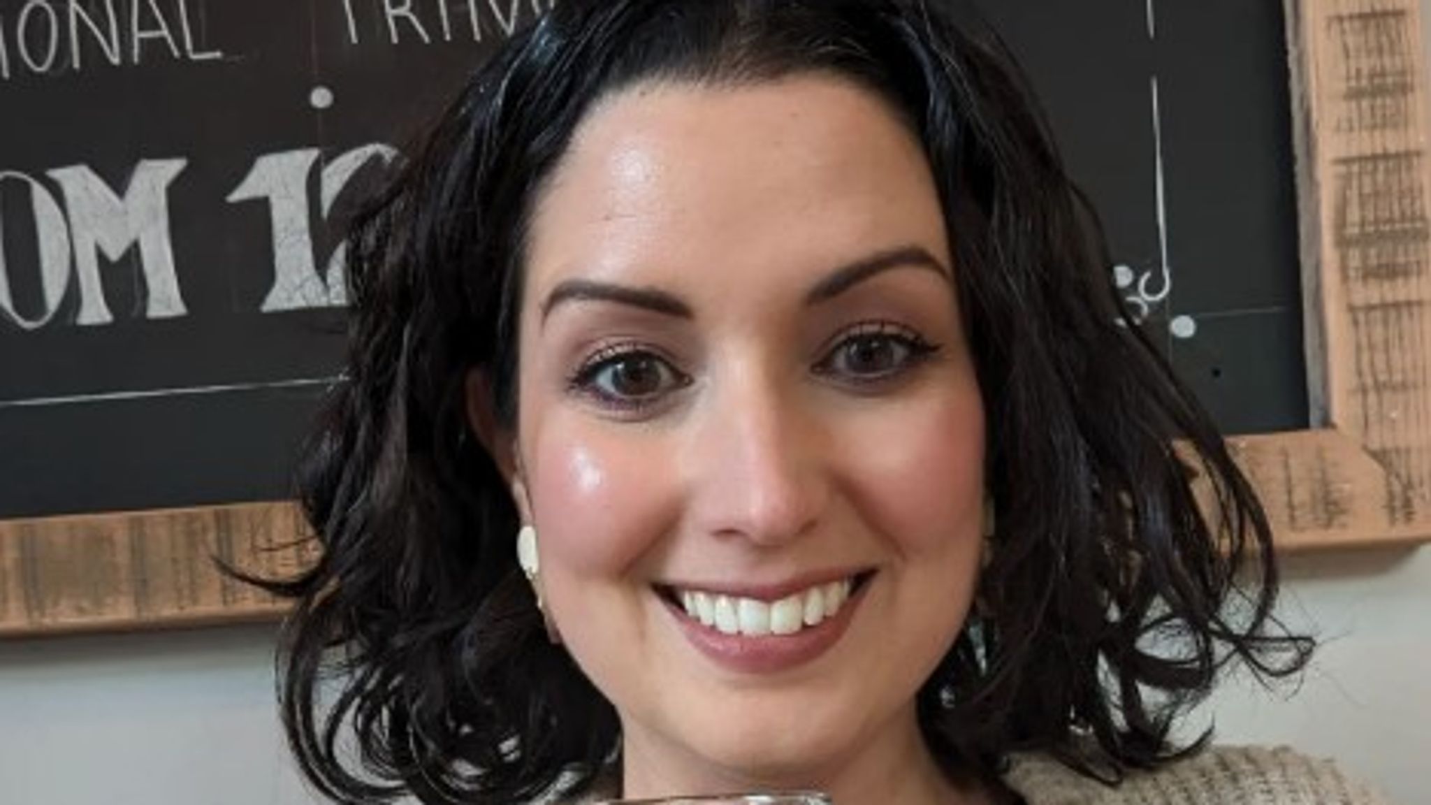 Cakegate: Bakery owner thanks supporters for 'solidarity' after row ...