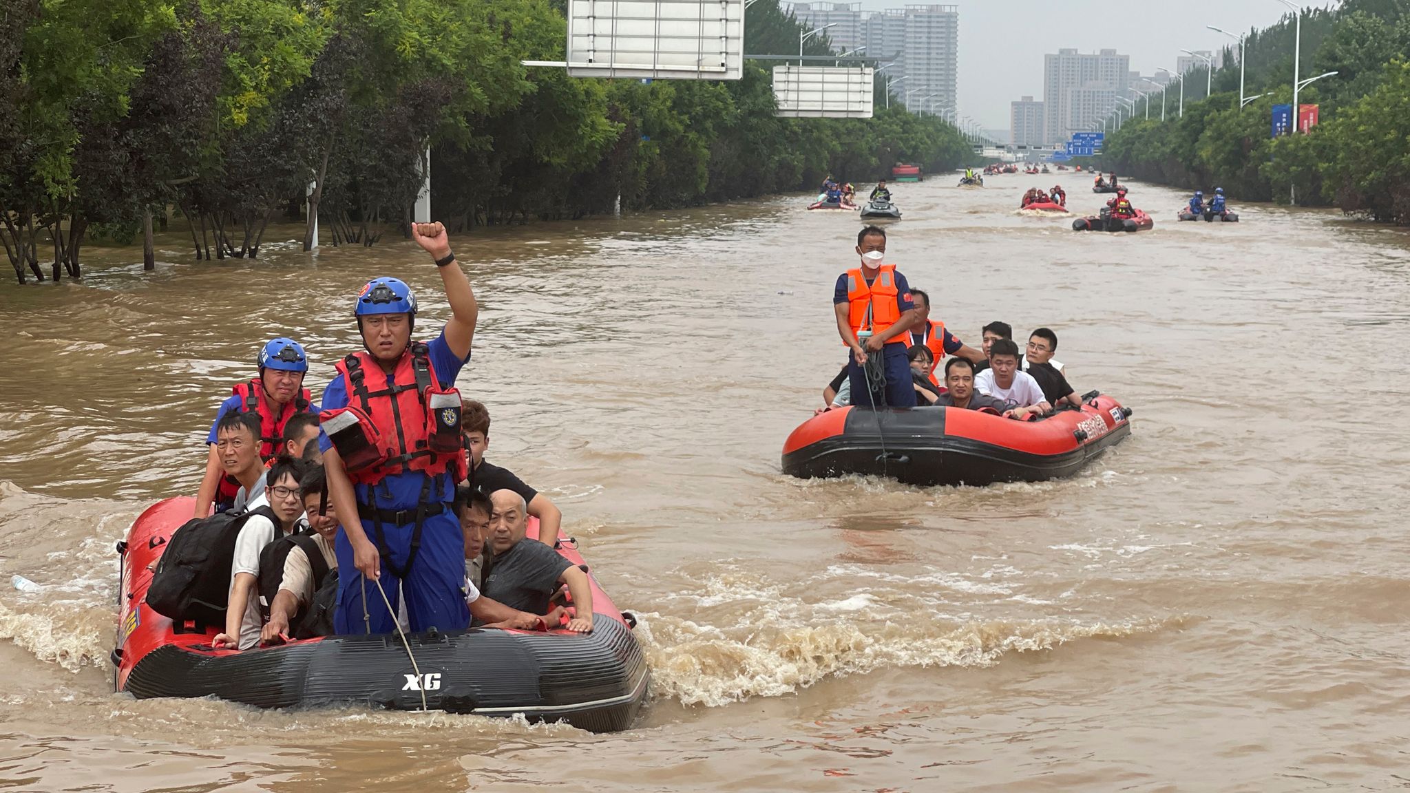 China: At least 20 dead as Beijing suffers 'worst rainfall in at least ...