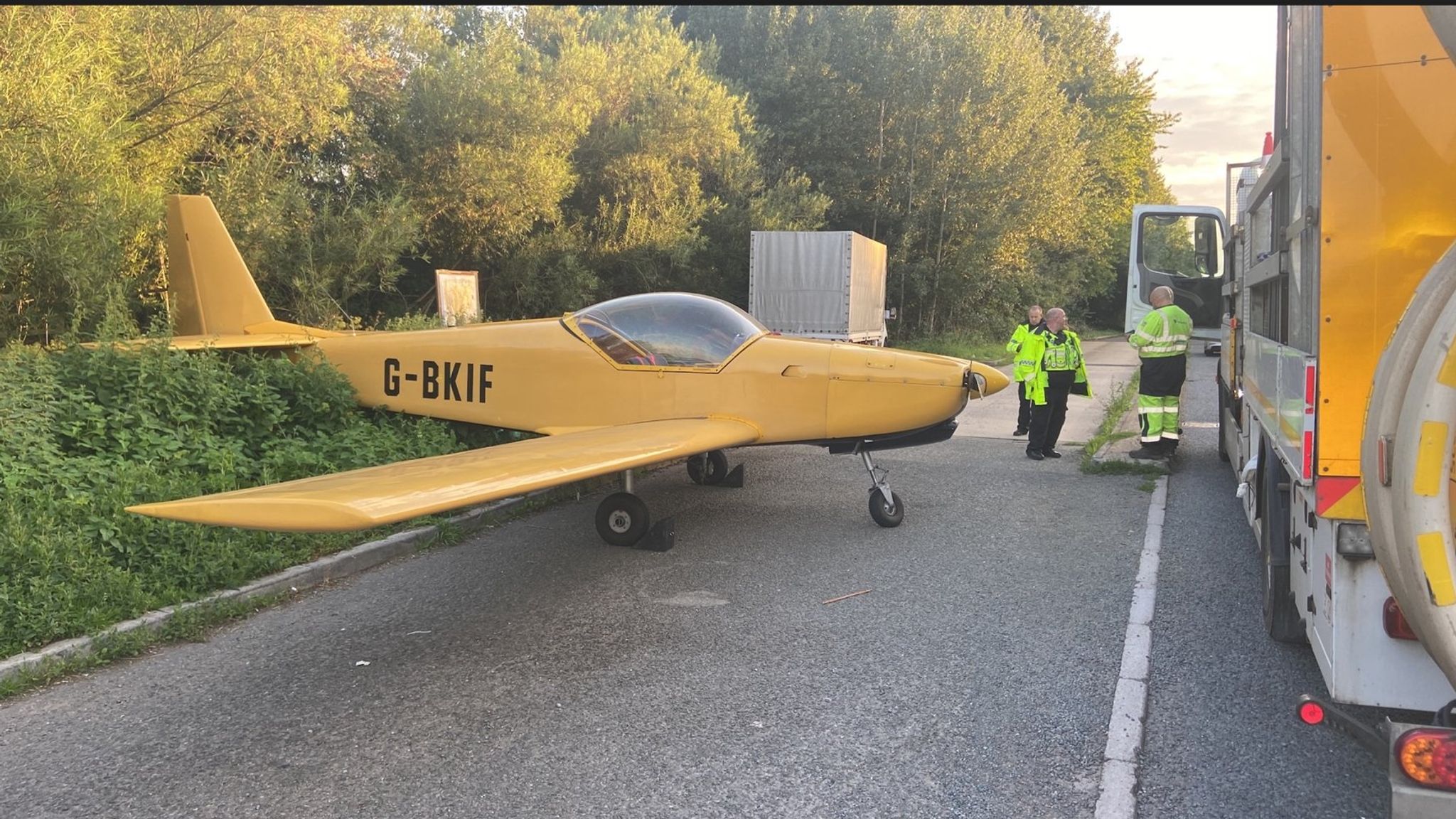 Gloucester A40 plane landing: Light aircraft makes emergency touchdown ...