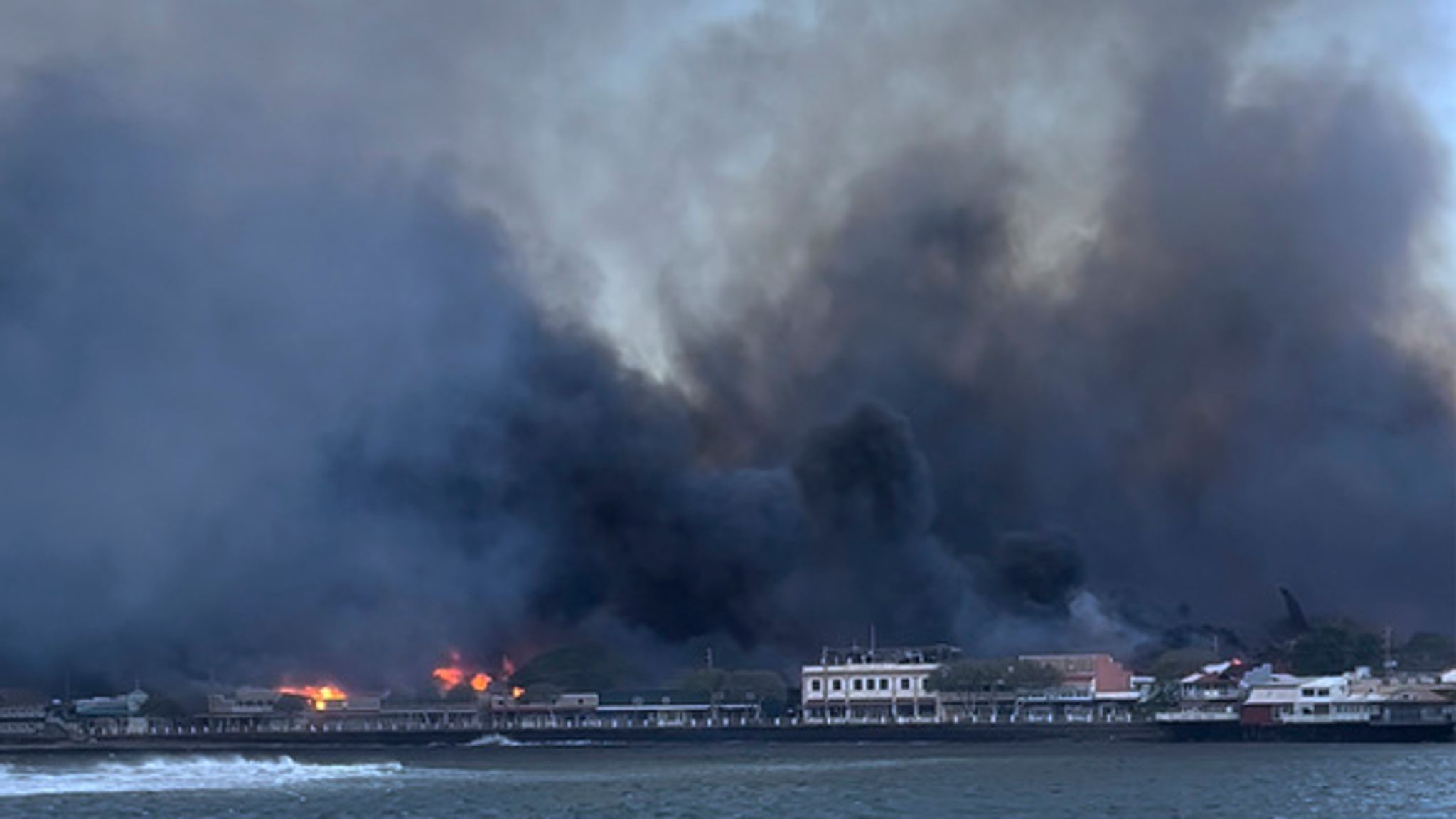 Hawaii wildfires: At least 36 people dead after flames destroy large ...