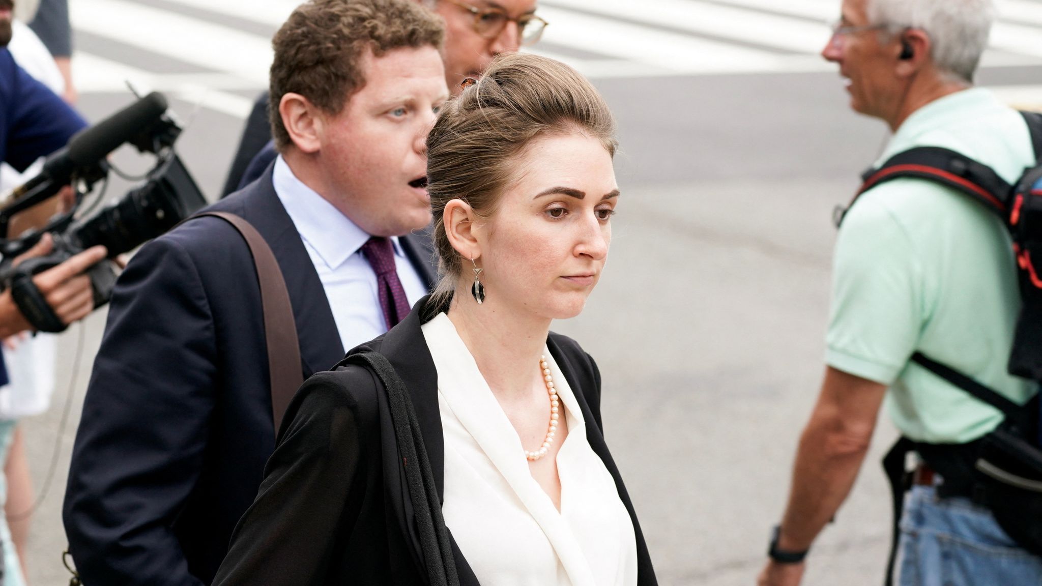 Man and amateur rapper wife who went to great lengths to launder stolen ...