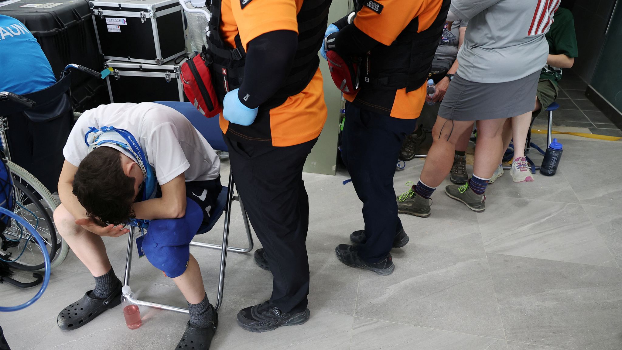 More than 4,000 UK Scouts to be moved into hotels as heatwave hits ...