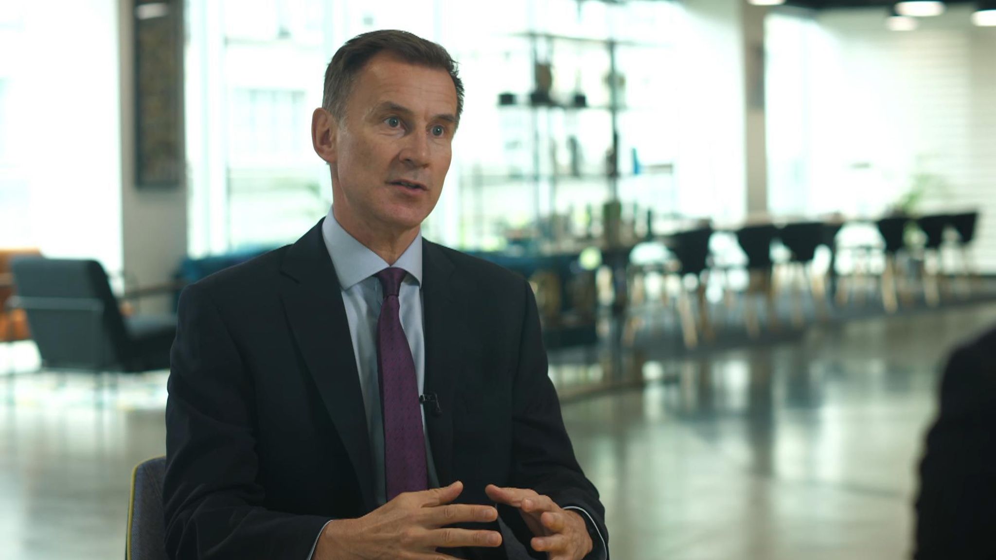 Banks face 'very large' fines if they close customers' accounts over ...