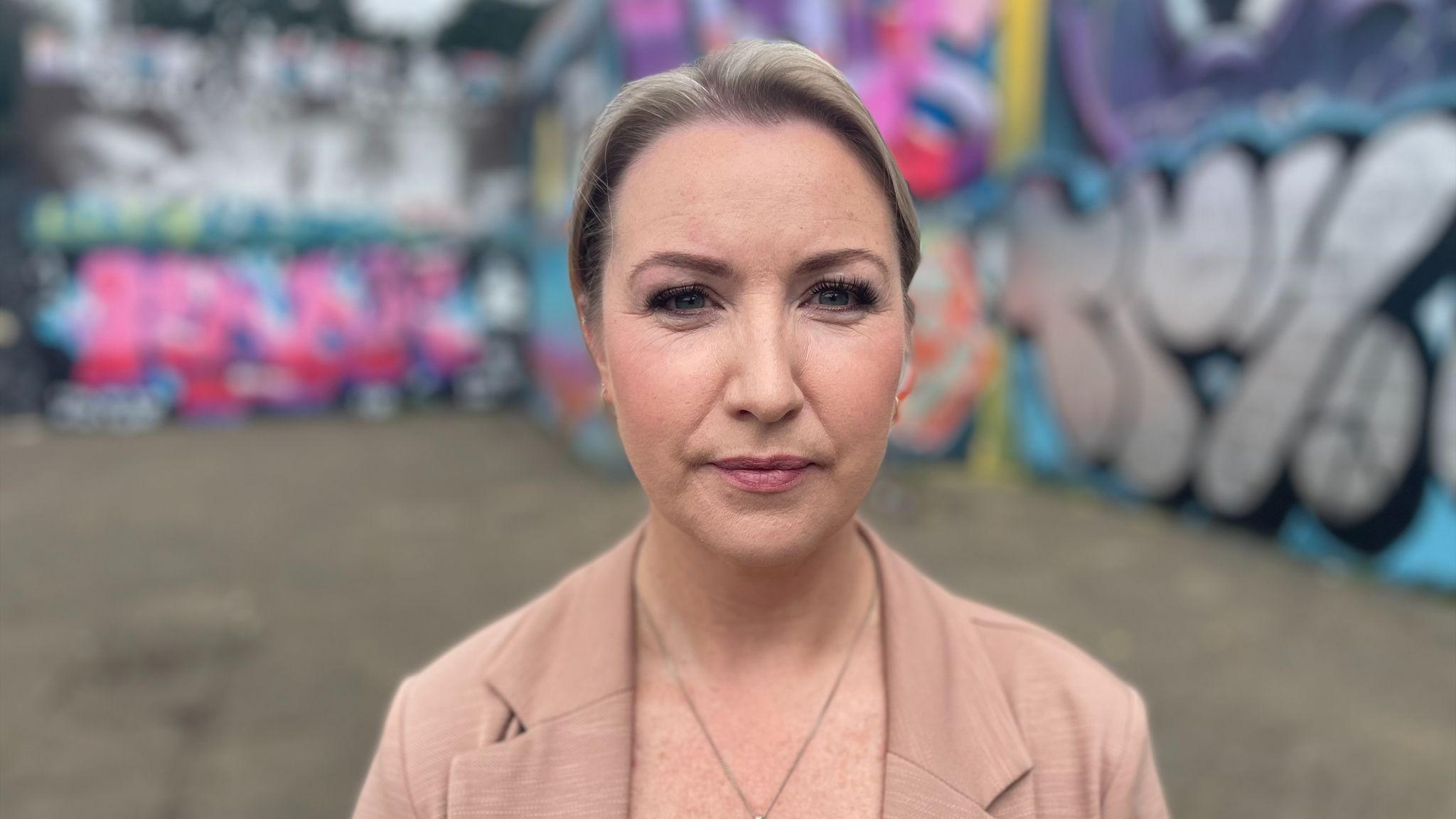 Scotland's drug epidemic: 'I lost my leg to £15 heroin hit' | UK News ...