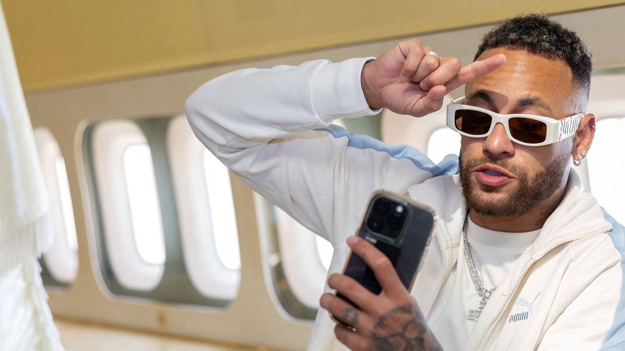 Neymar arrives in Saudi Arabia after signing for Pro League side Al ...