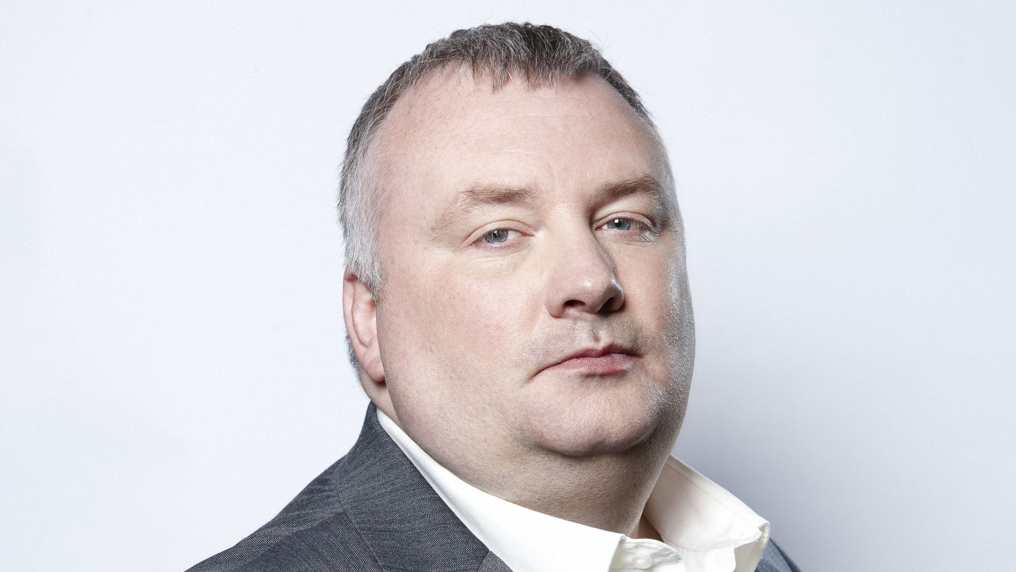 Stephen Nolan: One of BBC's top earning presenters says sorry after ...