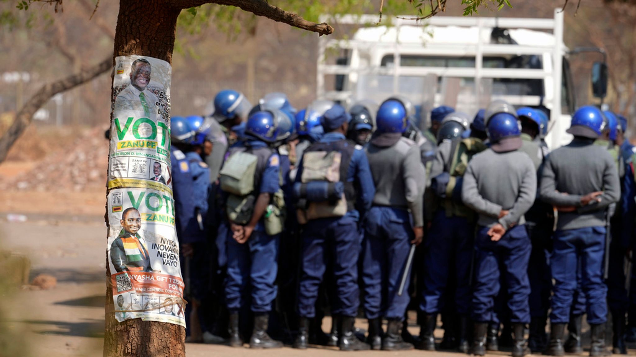 'Scared' Zimbabweans 'expect worse things to come' after Mnangagwa re ...