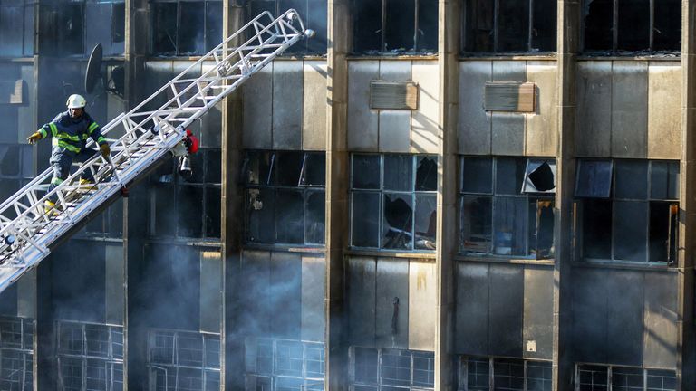 South Africa: At least 64 killed in Johannesburg fire | News UK Video ...