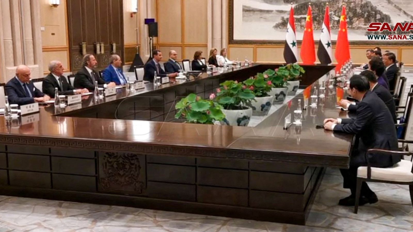 China's Xi Jinping meets Syria's Bashar al Assad and announces ...