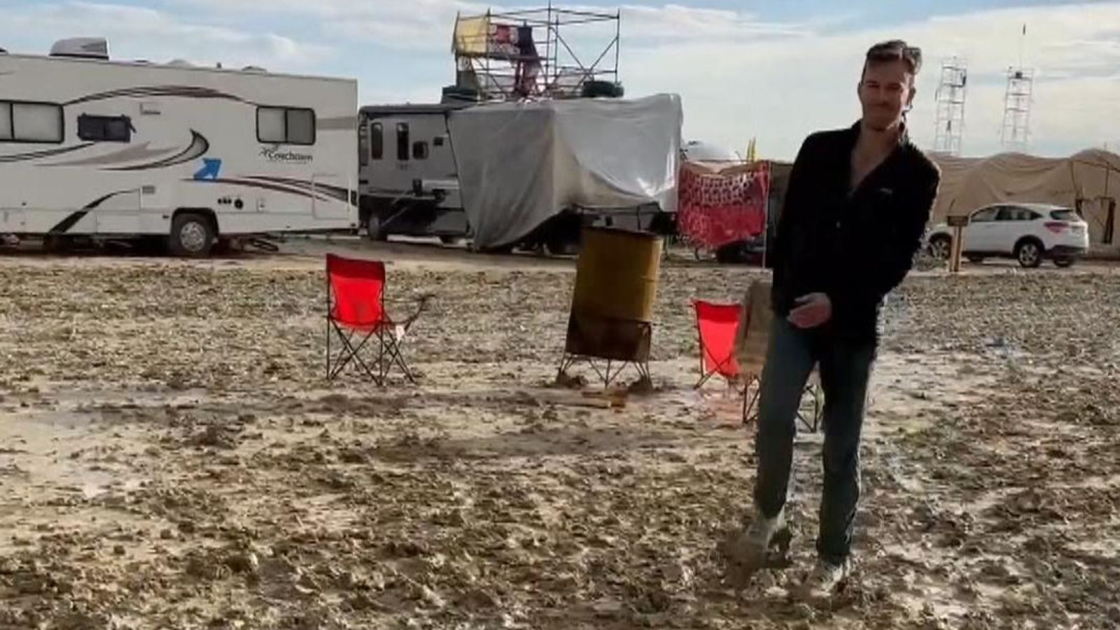 What's going on at Burning Man, the flooded desert festival? | US News ...