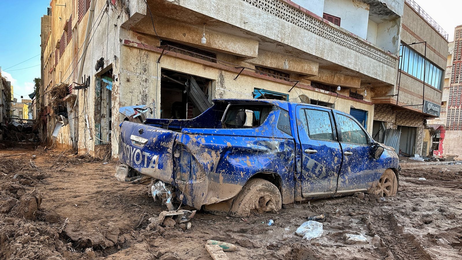 Libya floods: Fury grows in Derna as civilians search for survivors in ...