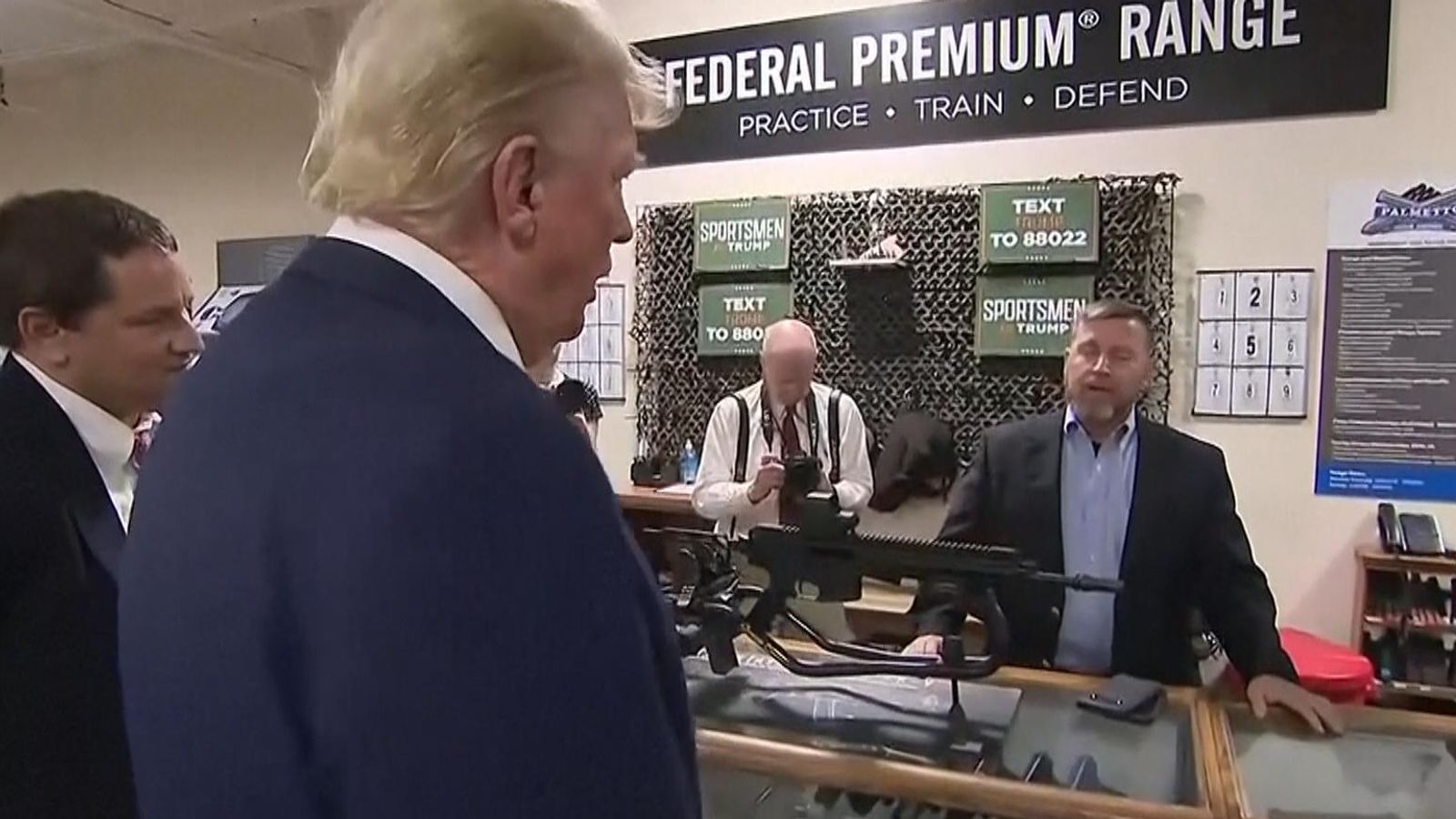 Donald Trump tours a gun shop in South Carolina | US News | Sky News
