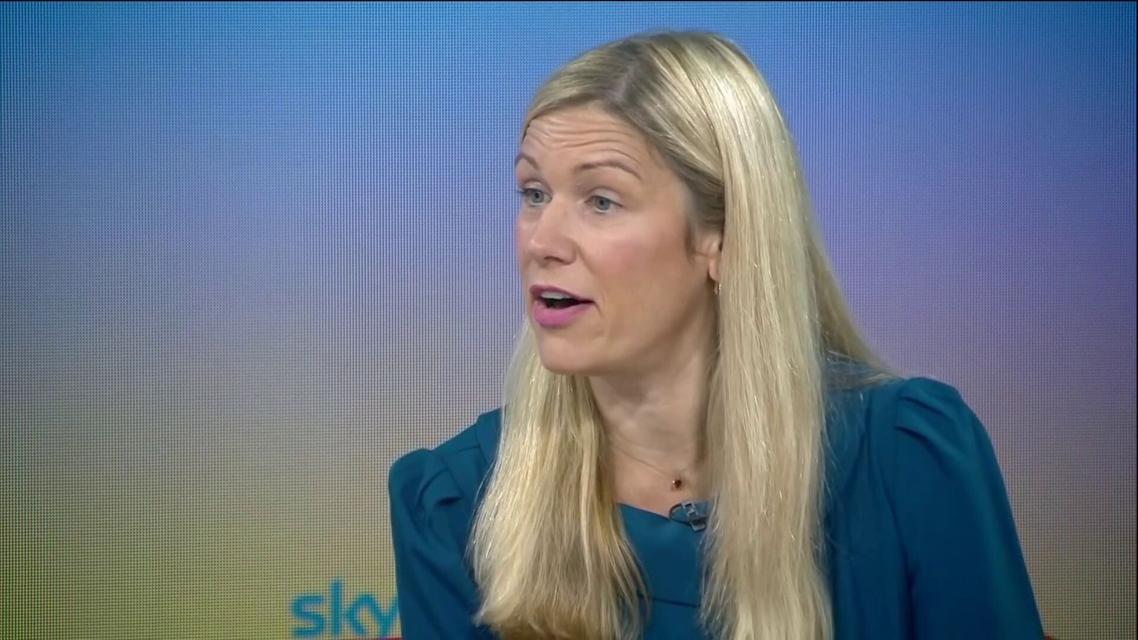 Labour 'confident' Sadiq Khan is tackling knife crime | News UK Video ...