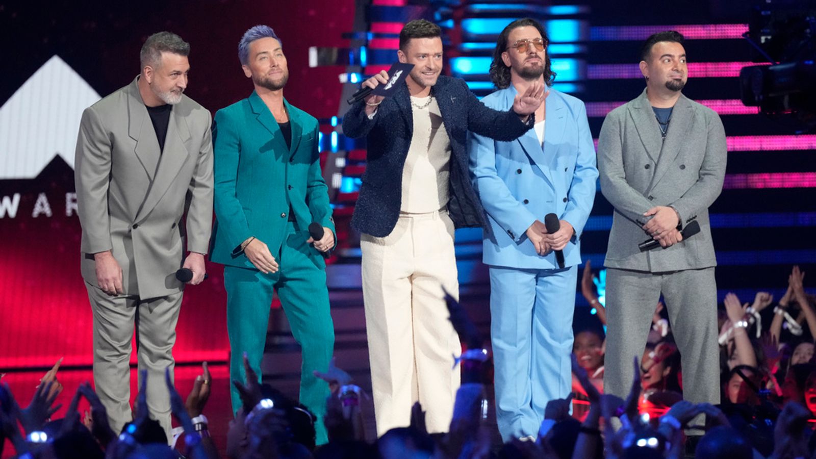 Taylor Swift dominates MTV Video Music Awards 2023 - and NSYNC reunite ...
