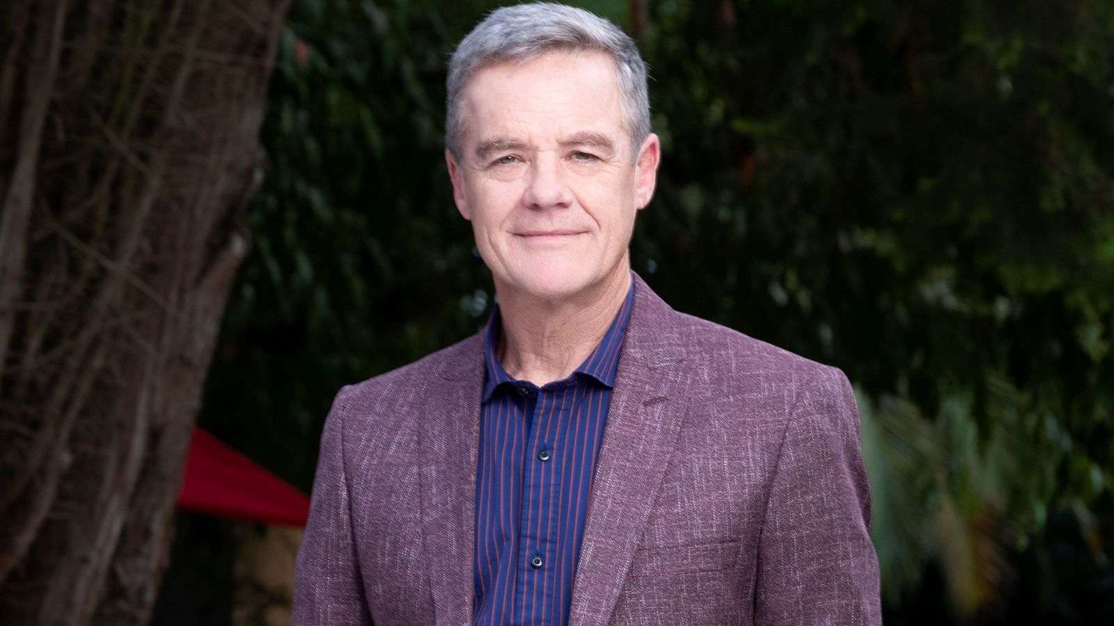 Neighbours returns! Stars including Alan Fletcher and Mischa Barton ...