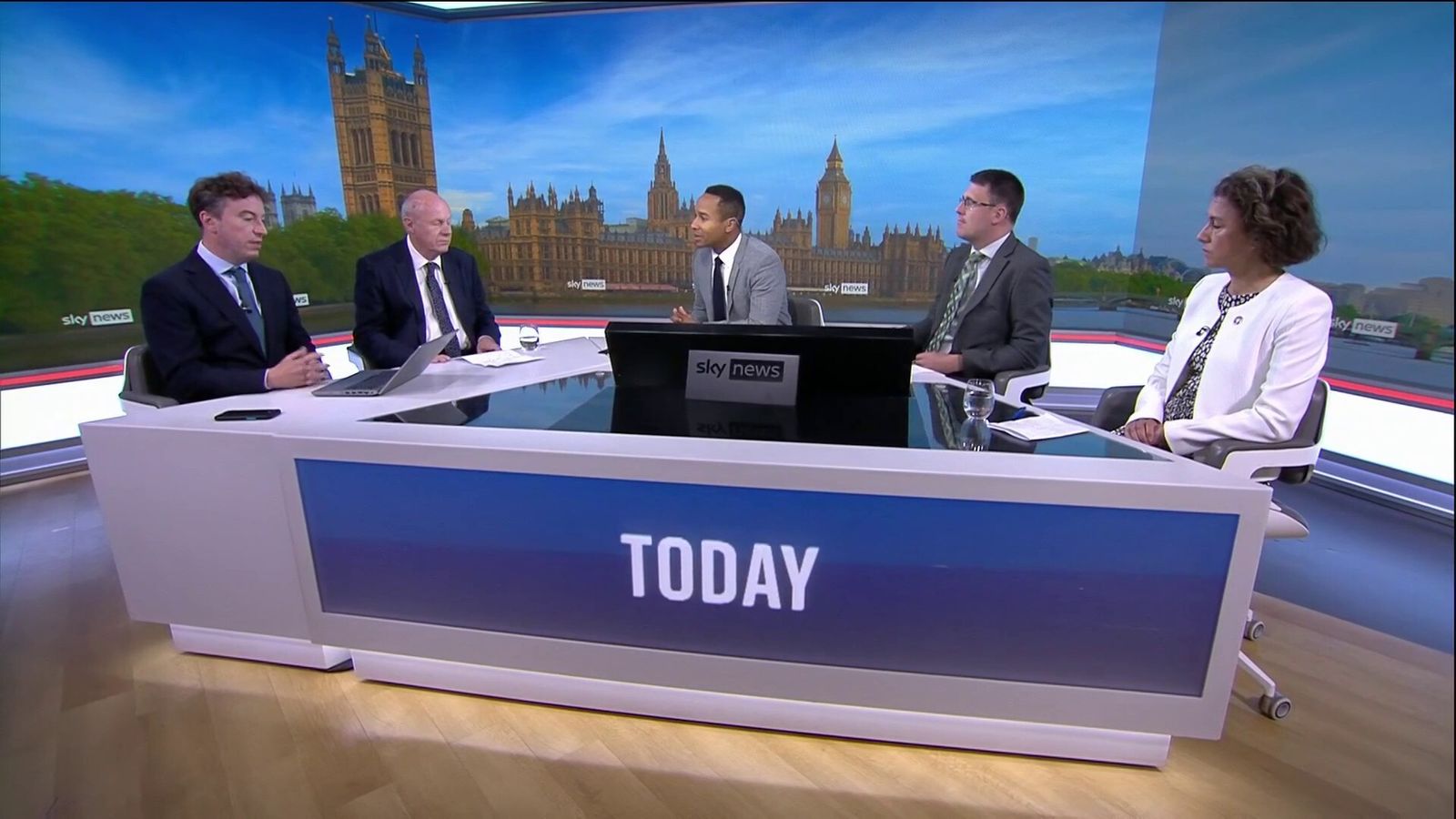 PMQs Analysis: Starmer brands Sunak 'Inaction Man' | News UK Video News ...