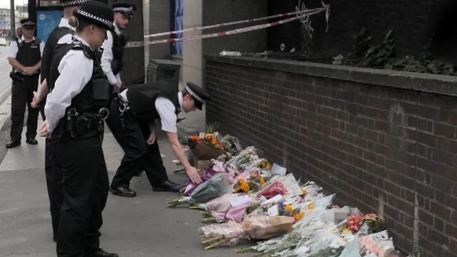 Elianne Andam: Police pay tribute to girl, 15, stabbed to death in Croydon | News UK Video News ...