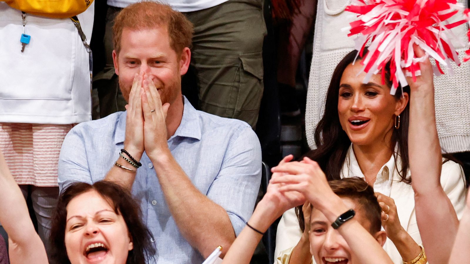 Prince Harry enjoys birthday with Meghan in Invictus Games crowds | UK ...