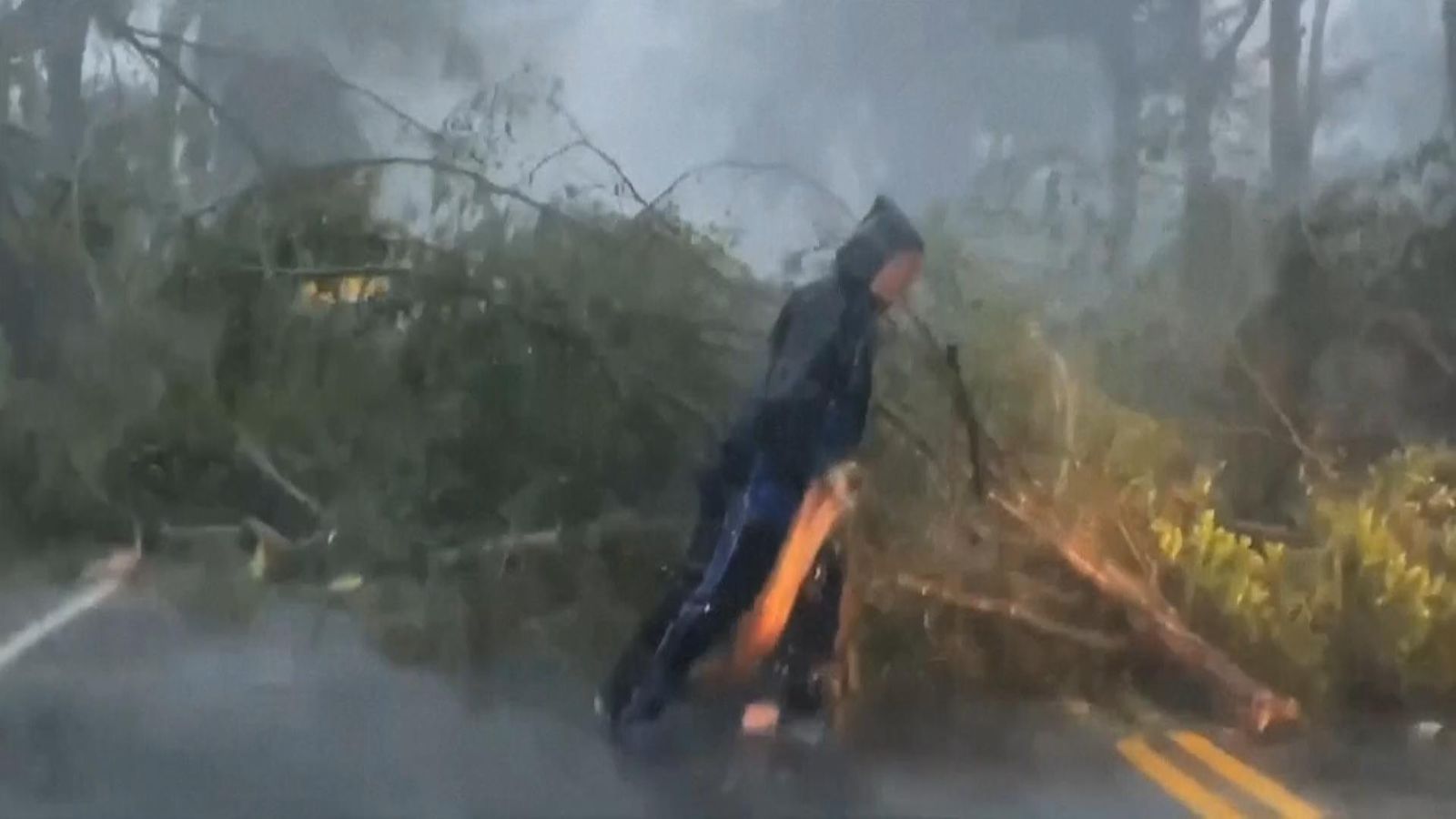 Typhoon Haiku sweeps across Taiwan forcing thousands to evacuate ...