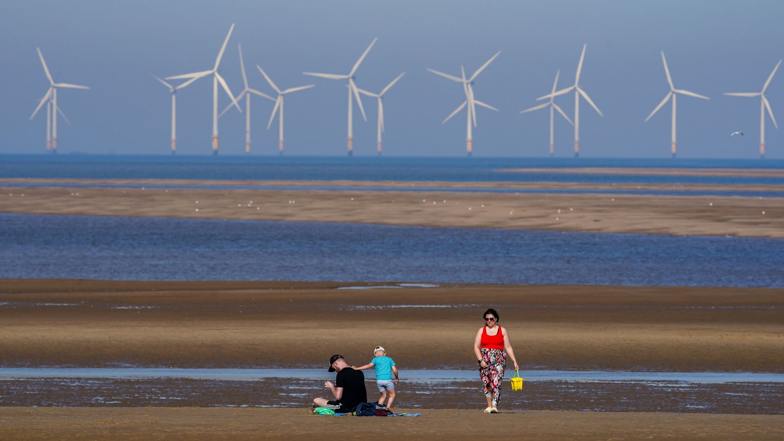 UK weather: What is a 'heat dome' - and how long will Britain's hot ...