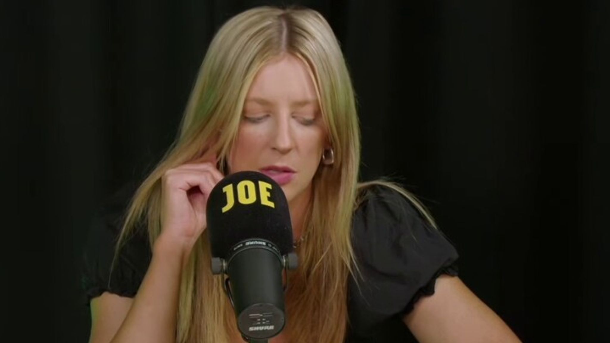 Laurence Fox apologises to Ava Evans over comments on GB News | UK News | Sky News