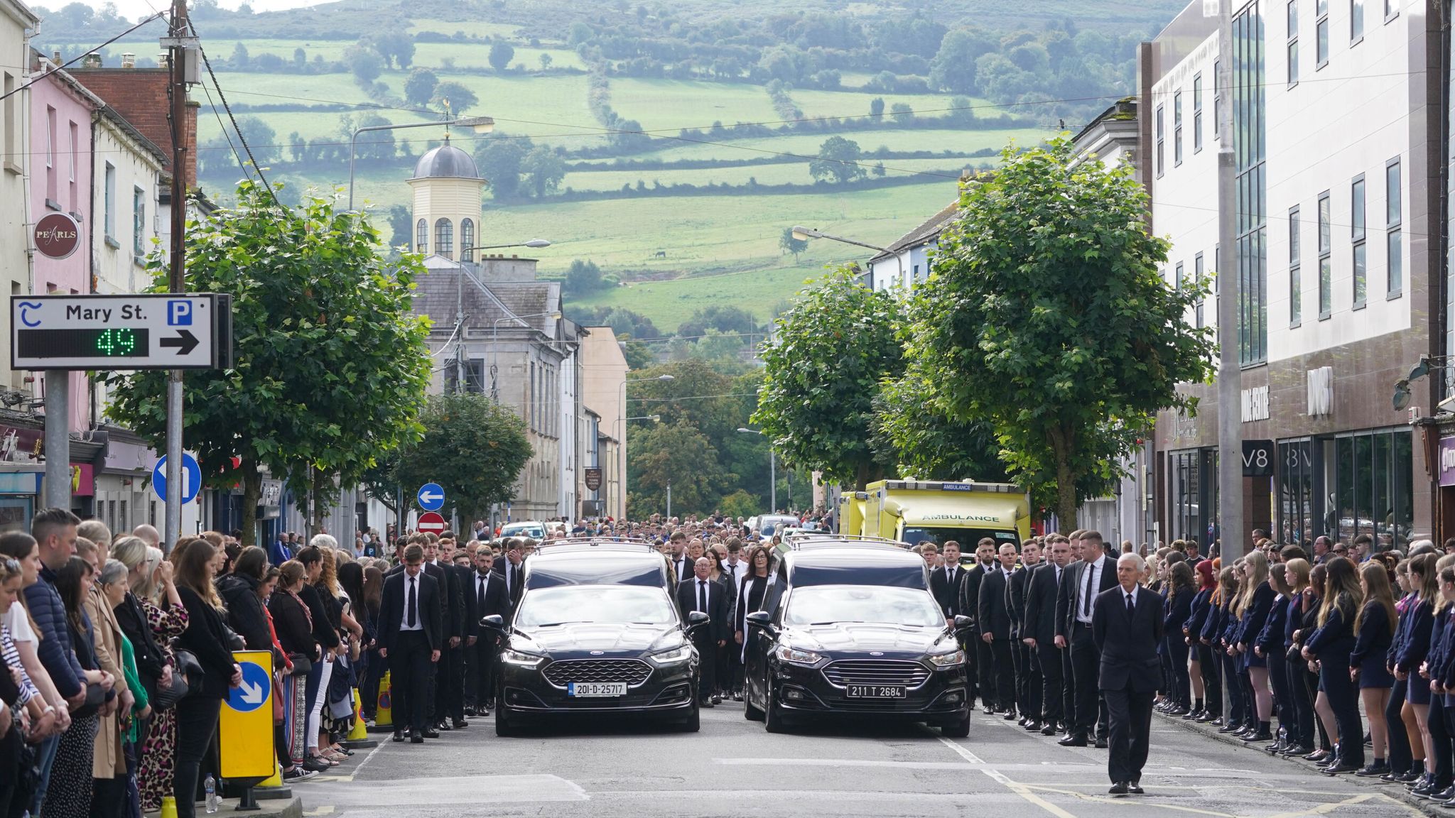 Ireland crash: Clonmel comes to standstill for funeral of McSweeney ...