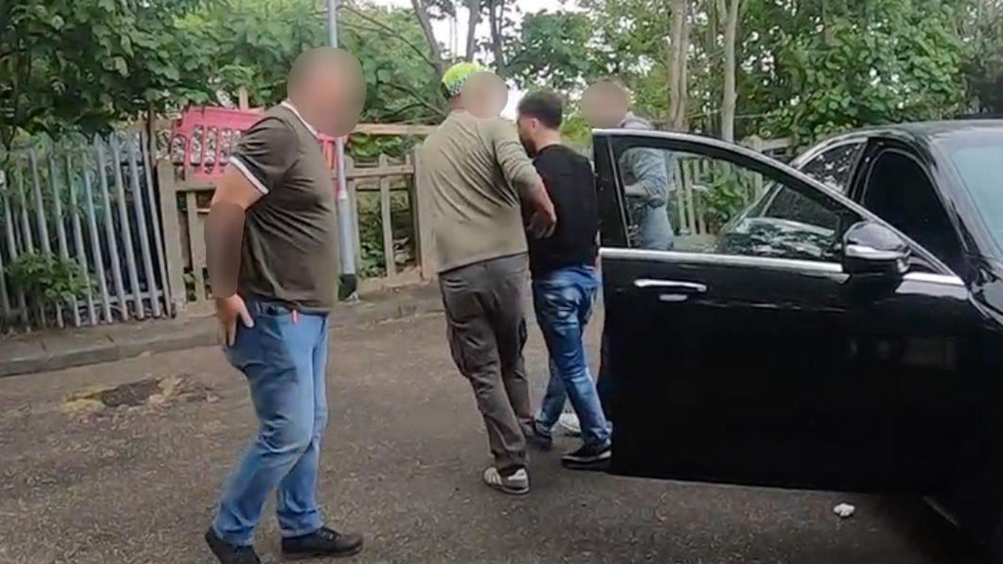 Hewa Rahimpur: Inside trial of man accused of being key figure in group ...