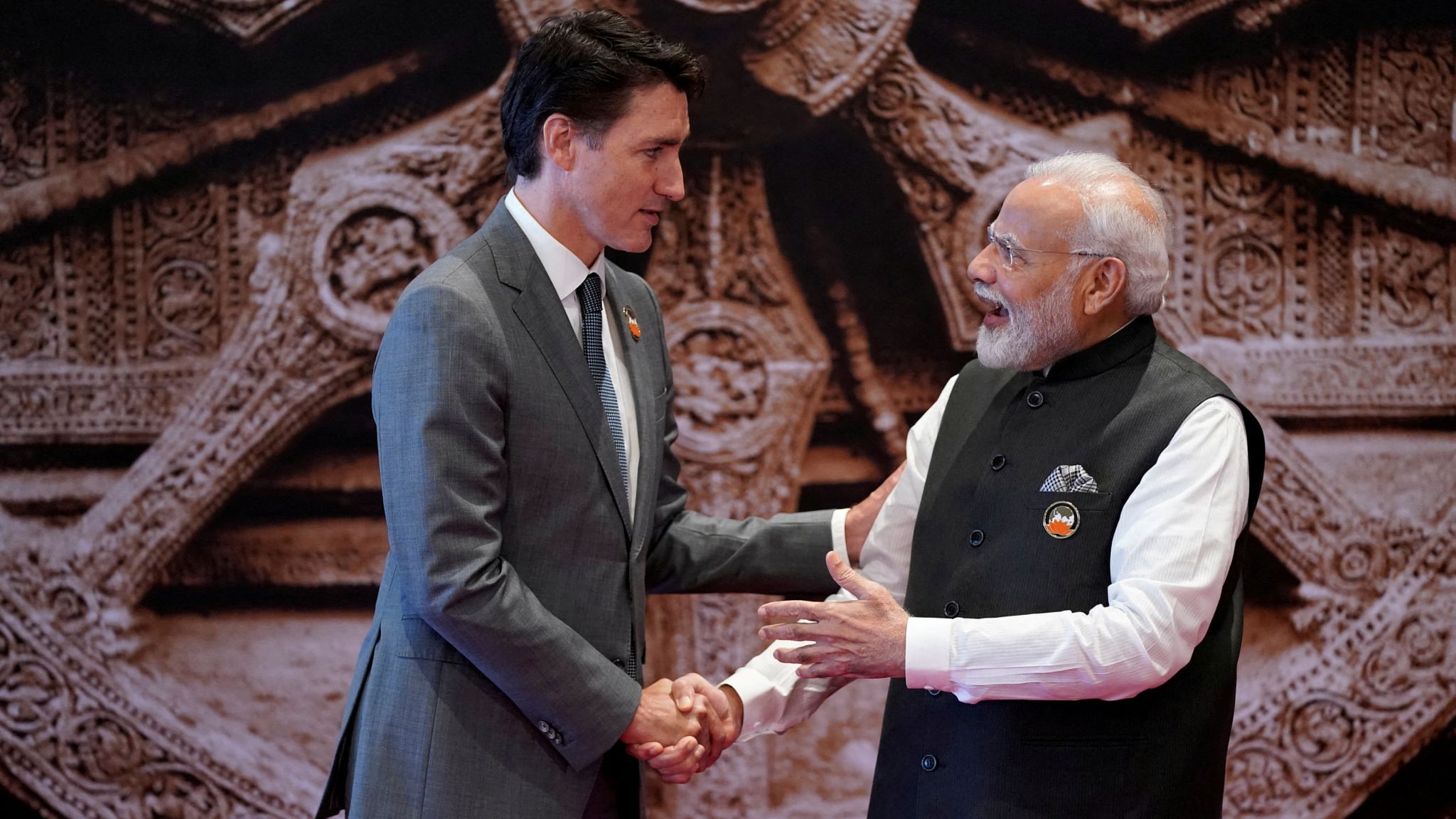 Justin Trudeau: Canada's PM stranded in India after his plane suffers ...