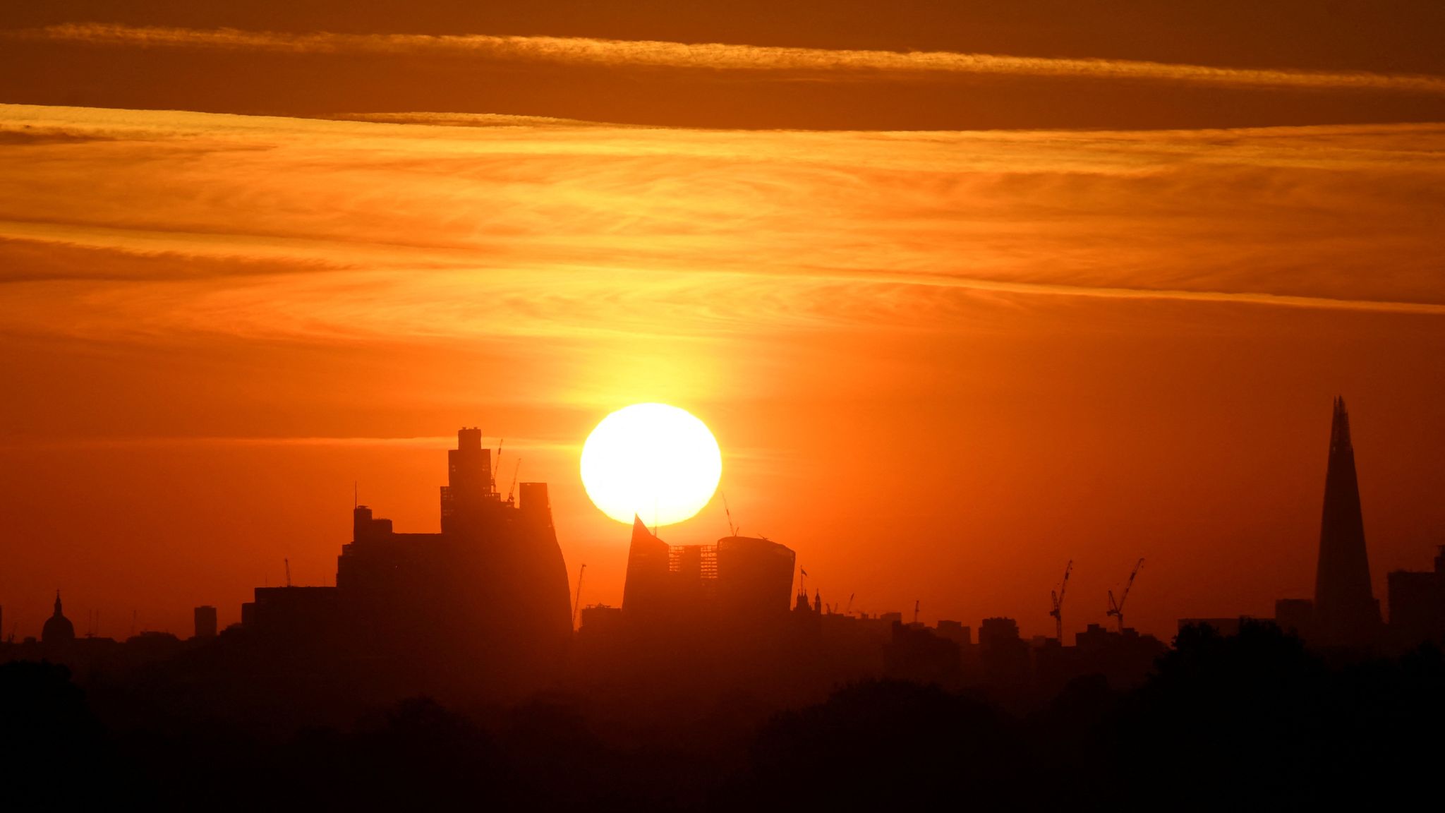10 000 People A Year Could Die As A Result Of Heatwaves Mps Warn Uk