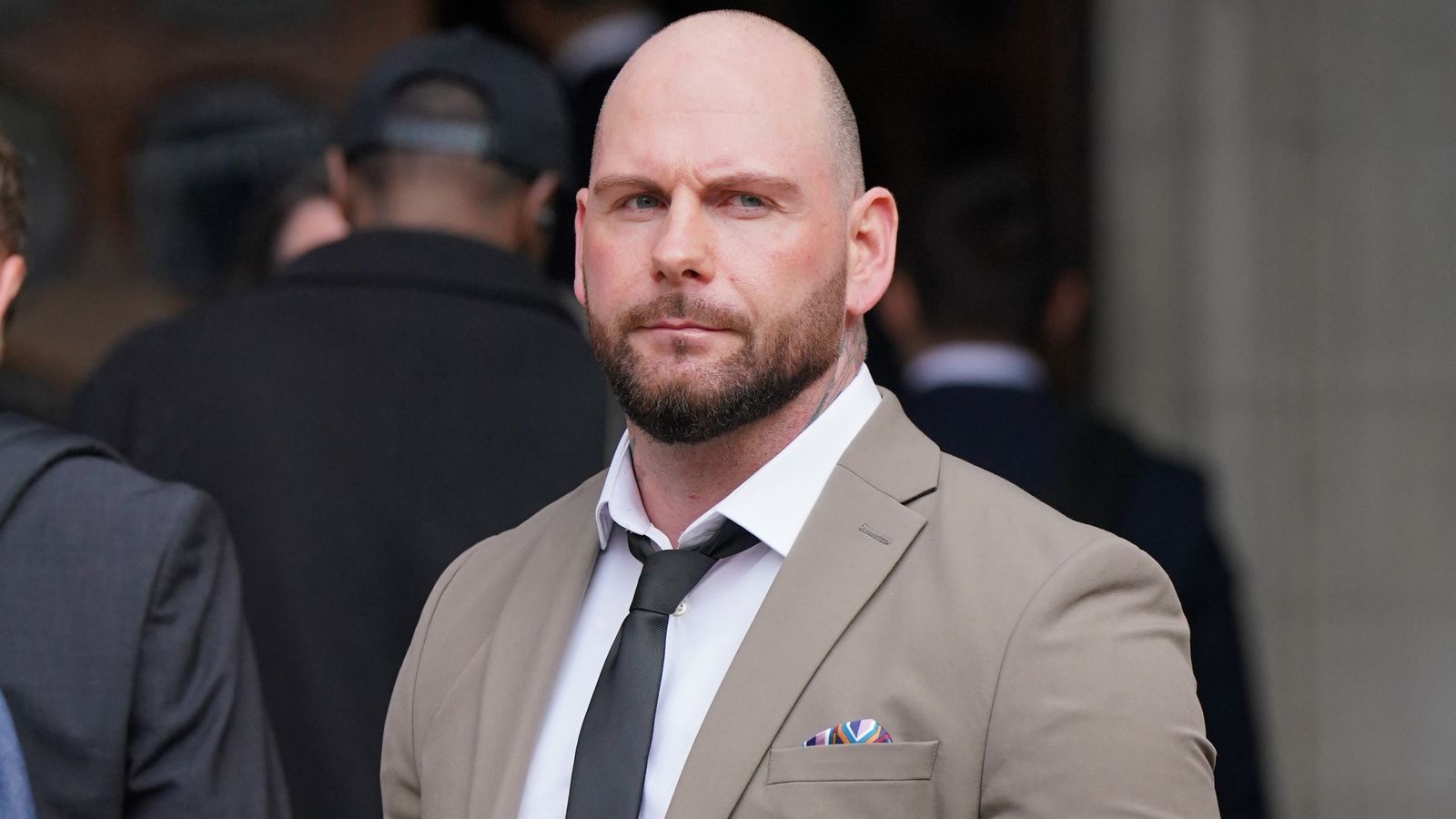 Indi Gregory: Keeping 'dying' baby on ventilator will 'prolong matters ...