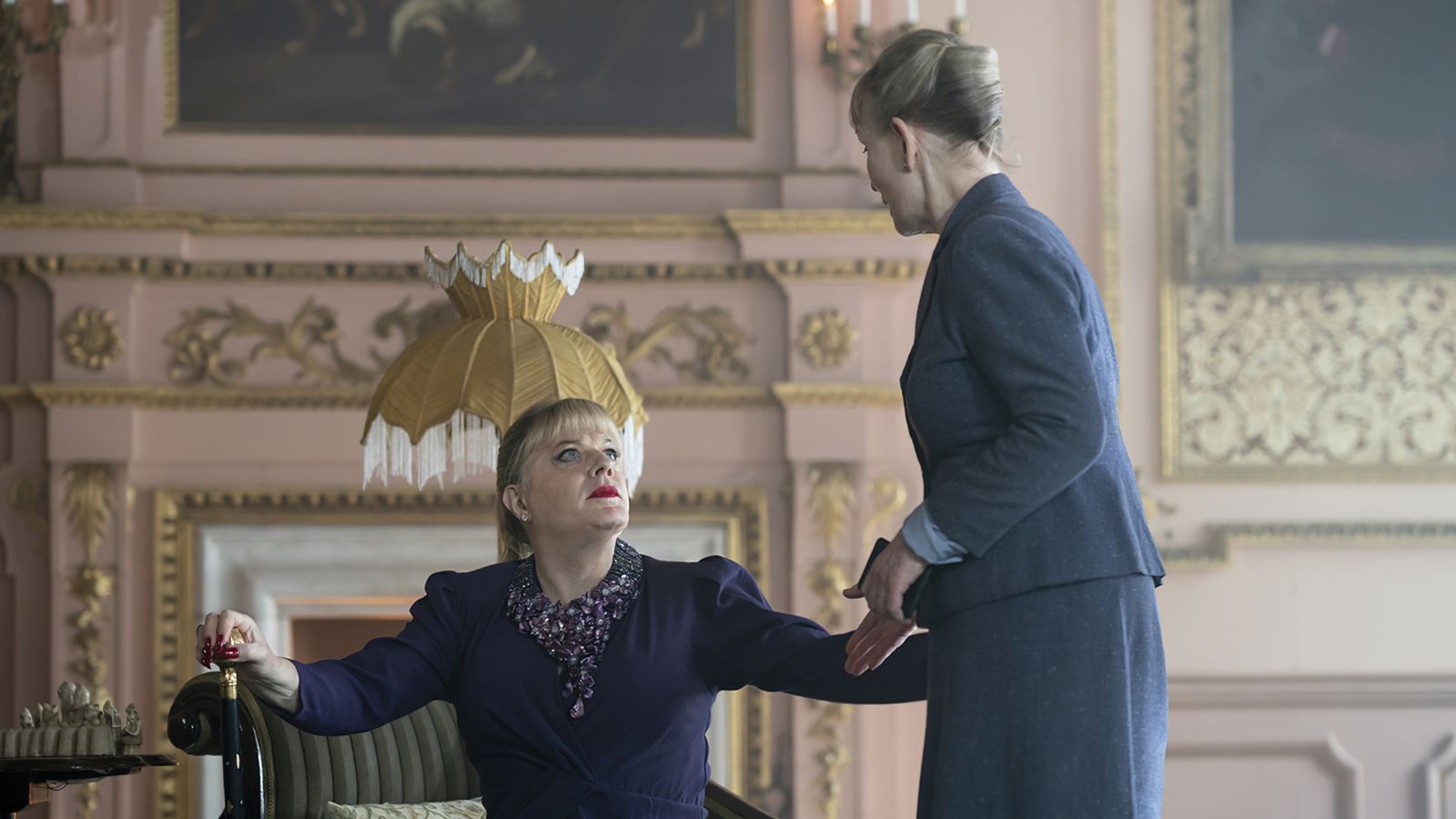 Eddie Izzard says 'women's rights and trans rights are human rights ...