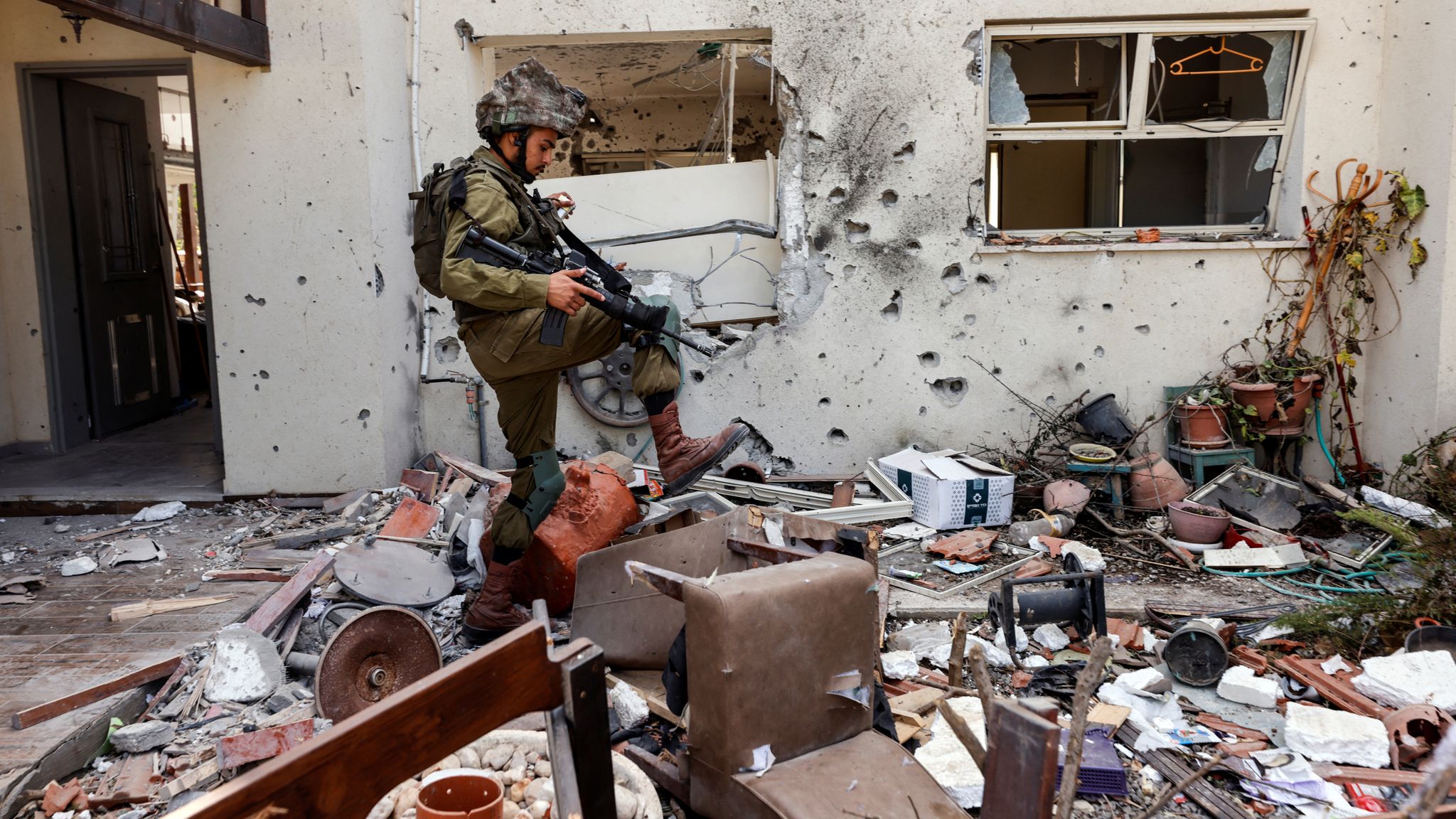In pictures: How the Israel-Hamas war has escalated since shocking ...