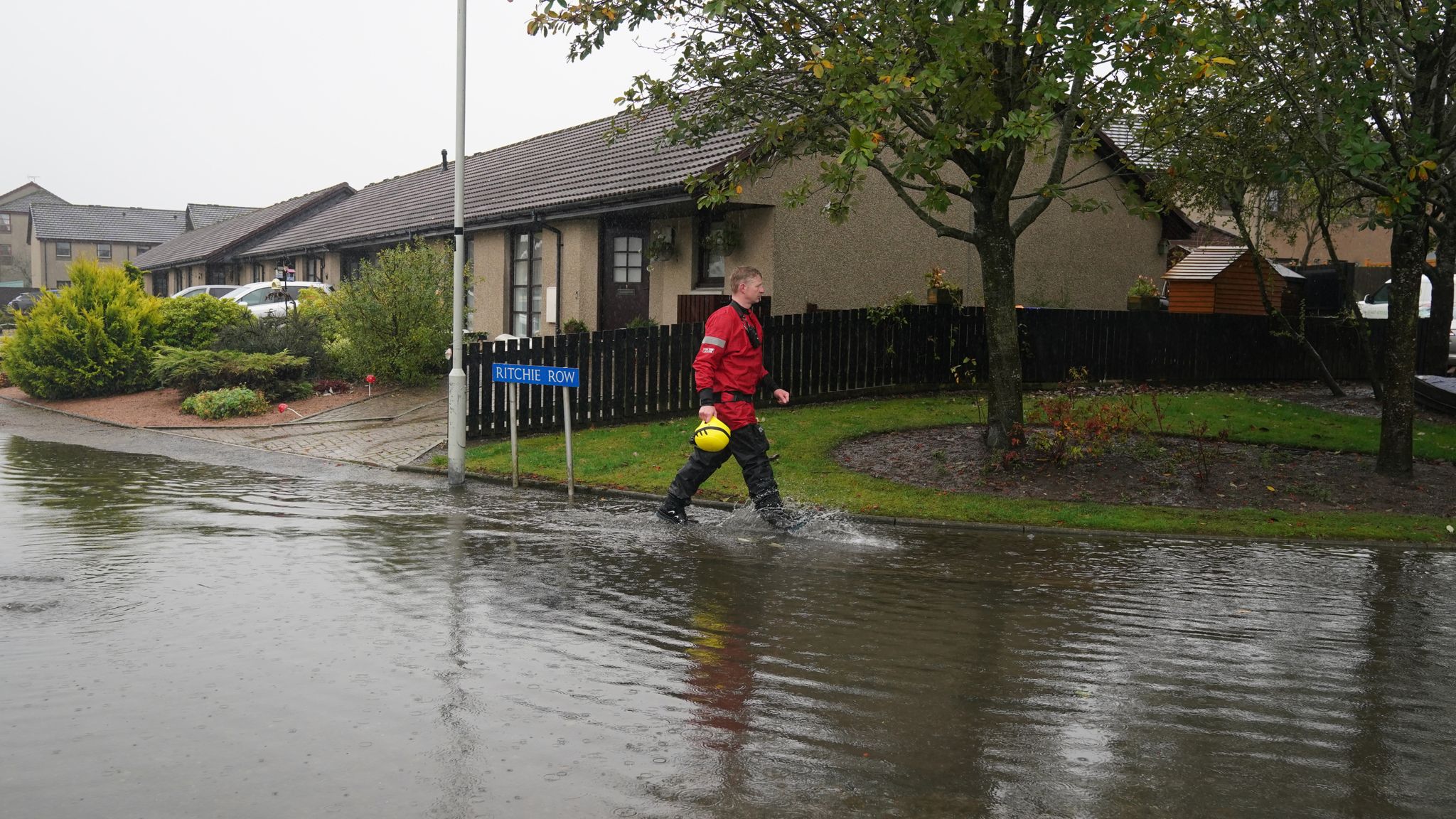 UK weather: Met Office issues warning as rain to batter Scotland again ...