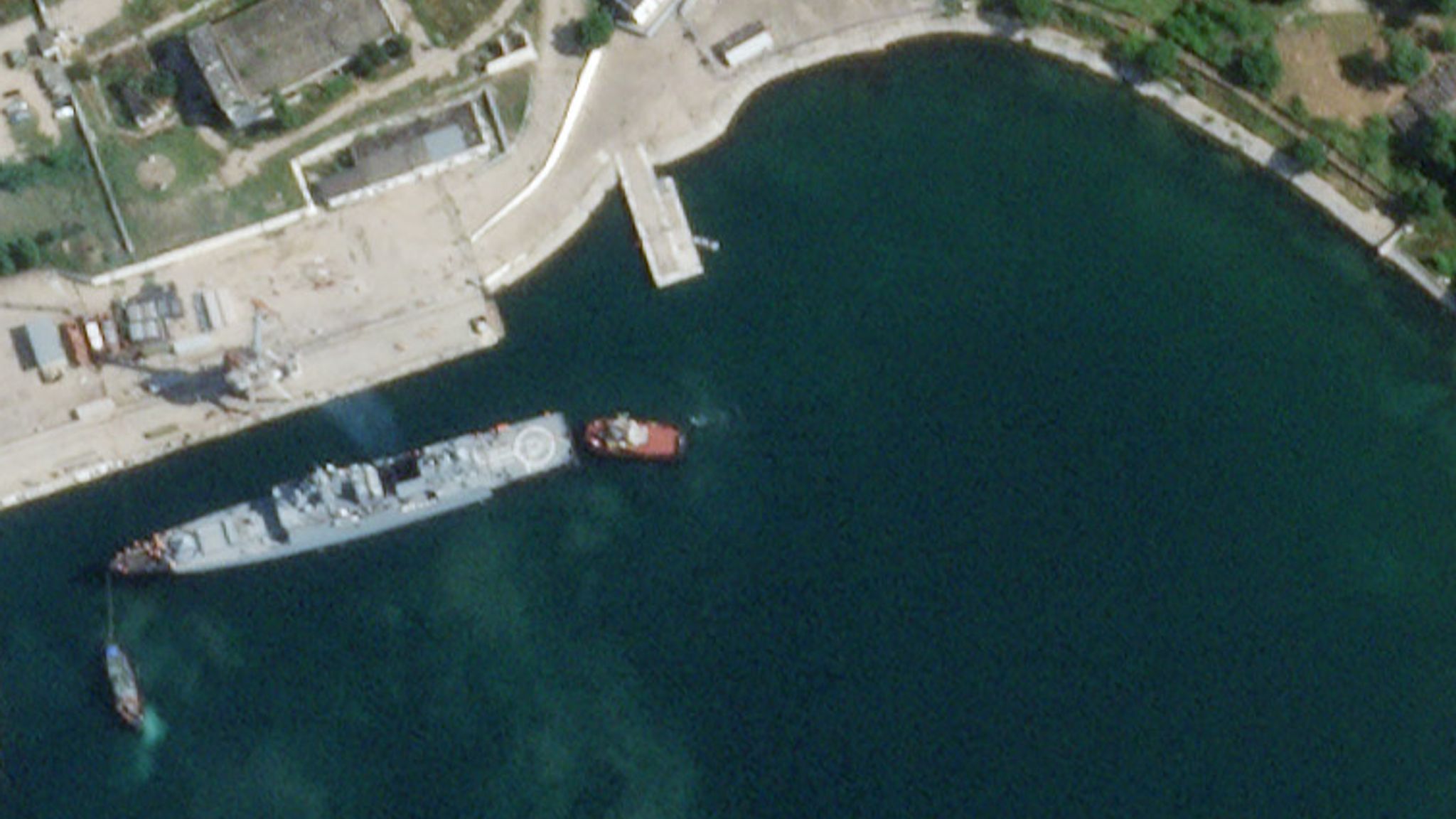 Camouflaged ships and fake planes - how Russia's protecting its Black ...